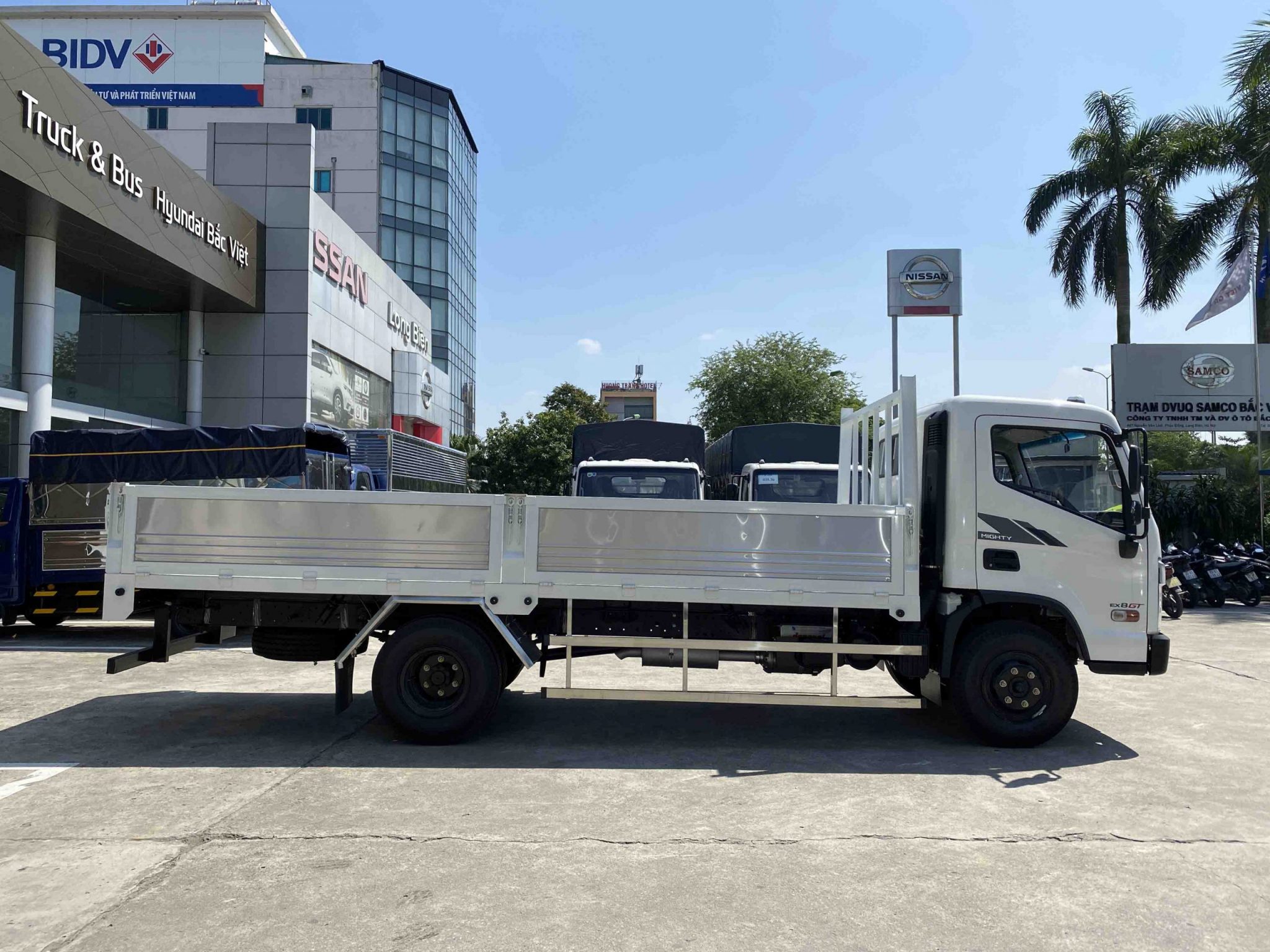 Xe Tải Hyundai EX8L - Đại lý xe tải Việt Nam